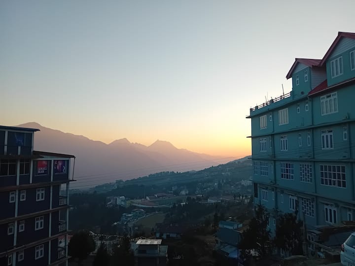 Memorable Backpacker Stay: Friendly Hosts, Clean - Tawang