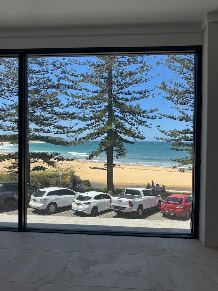 Beachfront Apartment-steps To The Sand - Diamond Beach