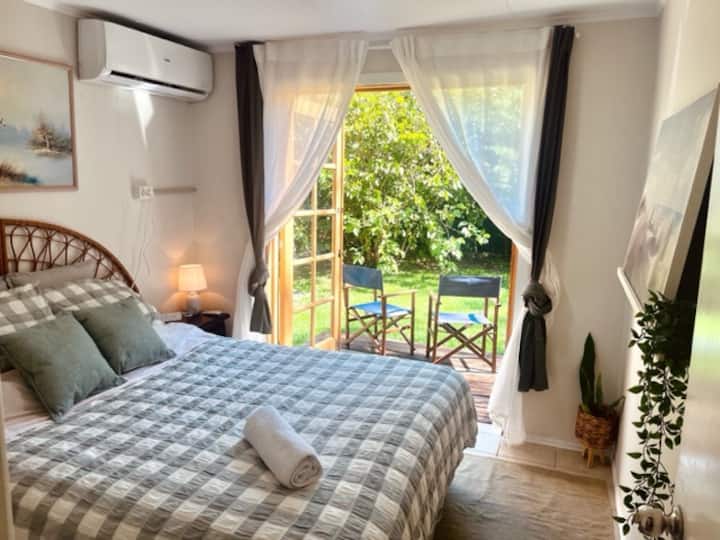 Private Coastal Studio In Scarborough-pet Friendly - Redcliffe