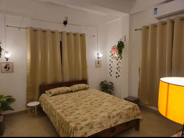 Heaven’s Cove Studio Apartment - Nagaon