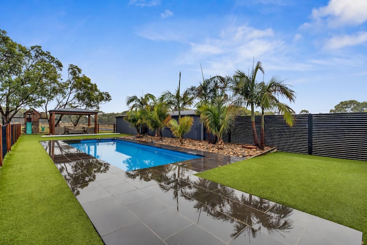 Farm Home W/ Solar Heated Pool, Tub And Billiards - 절롱