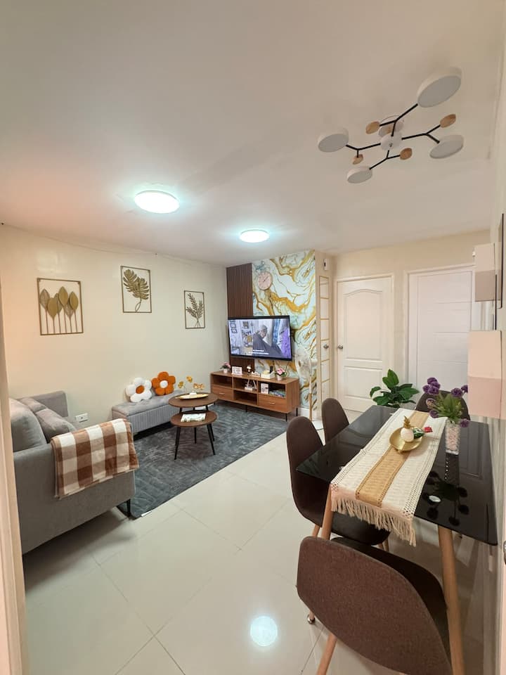 Ozziestaysz
Home Away From Home - Morong