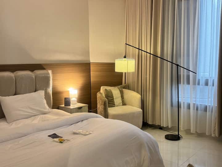 أستديو فاخر بدخول ذكي بجانب الياسمين مول - Saudi Arabia