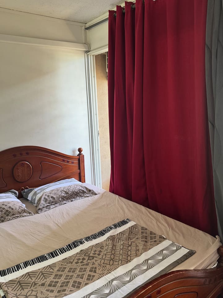 Studio Climatisé Avec Balcon - Mamoudzou