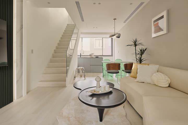 Xisolde/3樓/大稻埕碼頭廣場/機場捷運3分鐘/mrt北門站/寧夏夜市/y13台北地下街 - Taipei