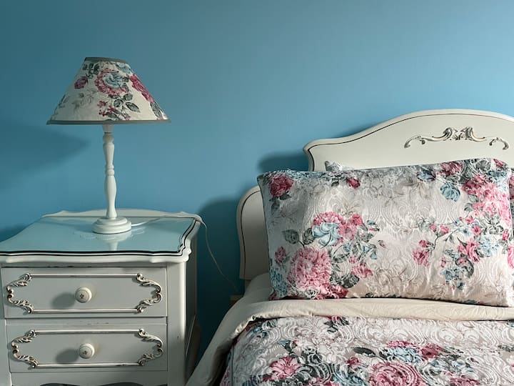 Art House With History, Altona - Point Cook