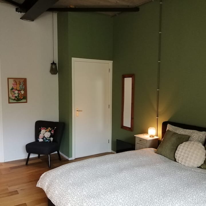 B&b Het Lokaal: Genieten In De Oude Dorpsschool - Leeuwarden