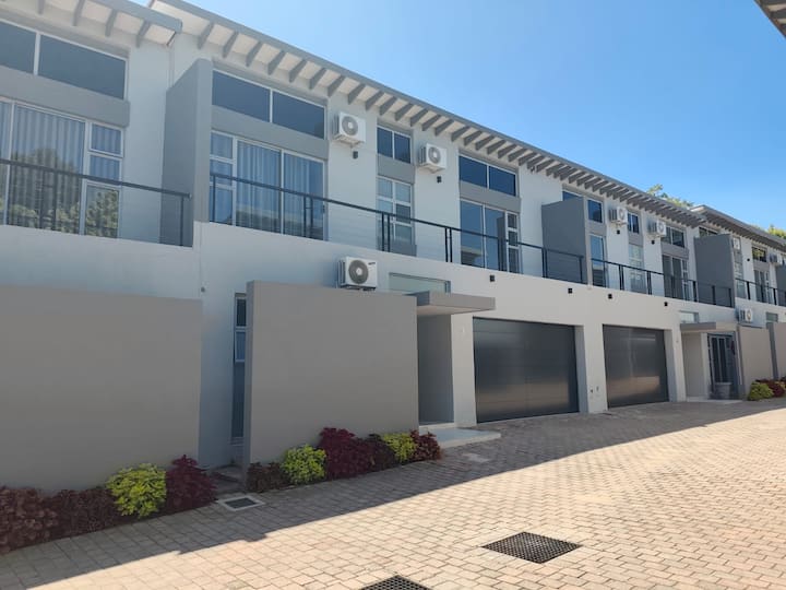 Silver Oak House 4 - Johannesburg