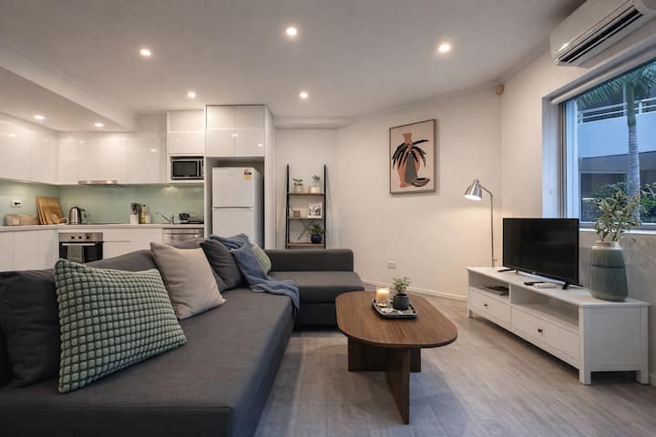 Peaceful Chippendale Apt, Walk To Usyd + Station - 시드니