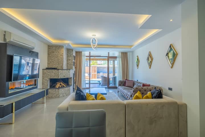Private Pool Villa & Large Garden Near Palmarina - Yalıkavak