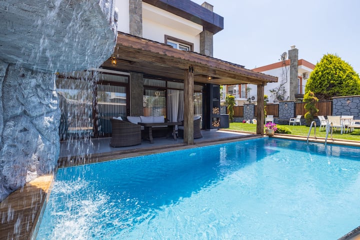 Green Oasis Villa With Private Pool Near Palmarina - Yalıkavak