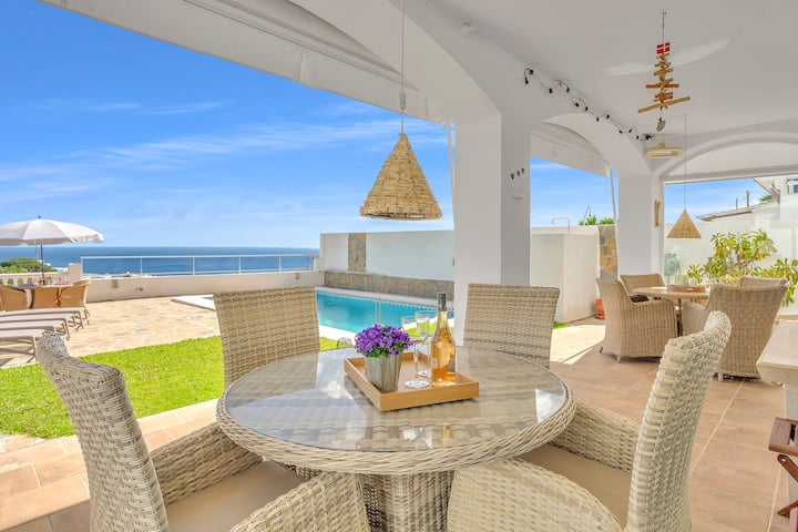 Villa De Vacaciones En Benalmádena Pueblo - Torremolinos