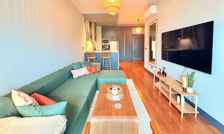 Modern 1br Apt In Taksim W/ Pool, Gym & Balcony - Fatih