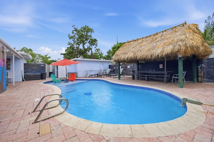 Tropical Oasis W/pvt. Pool 10 Guests  Near Beach - Nova Southeastern University, Fort Lauderdale