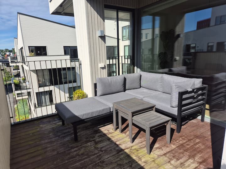 Sentral Og Moderne Leilighet Rett Ved Sjøen - Stavanger
