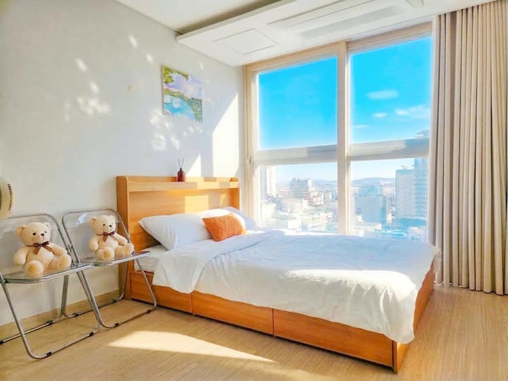 평택역 바로앞1203/세탁,취사가능/​호텔침구/장기숙박할인/평택터미널/전통시장/주차불가 - South Korea