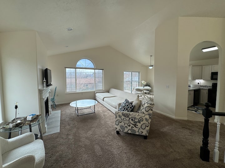 Provo House, Walk To Byu & Mtc - Provo, UT