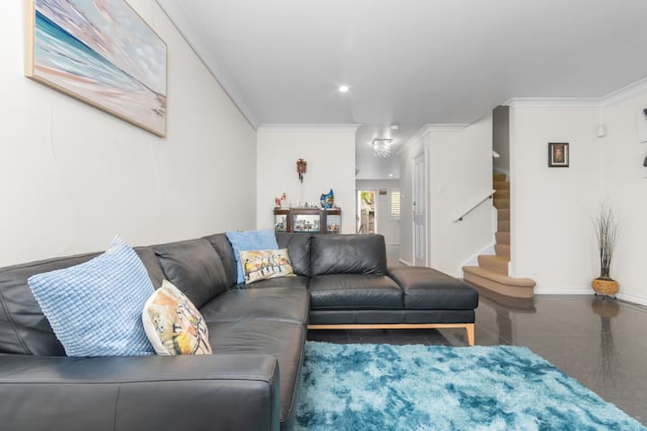 Linwood Harbour Retreat - Newcastle