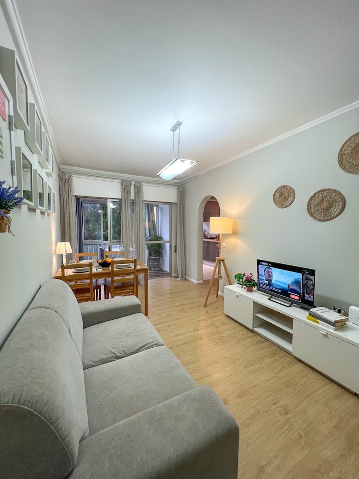 2br Apartment · Near Estoril Beach & Cascais - Estoril