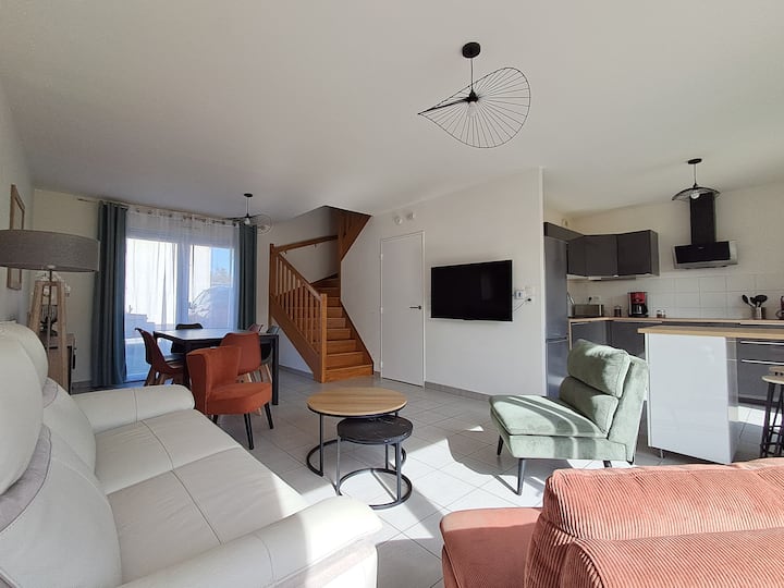 Maison De Bord De Plage 3 Chambres Et Jardin - Courseulles-sur-Mer