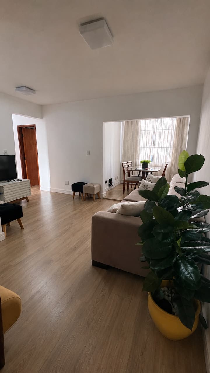 Bueno/nova Suíça -
3 Quartos/5 Camas! - Goiânia