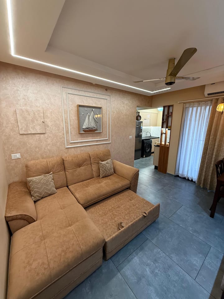 Luxury | Cozy | Fully Furnished 1bhk | 21st Floor - Kochi