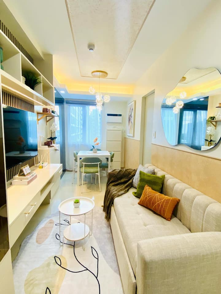 Le Manoir De Matthea | Smdc Style Condo - Iloilo City