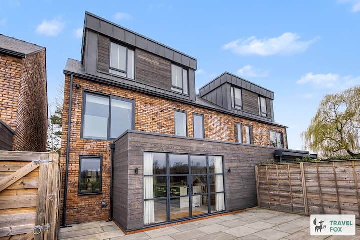 Whim Brook Stay - Free Parking! - Knutsford