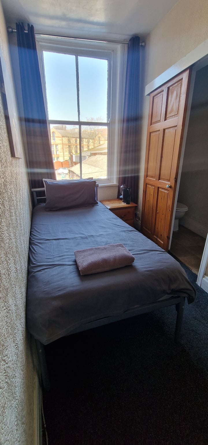 Small Single Room With Private Bathroom - York