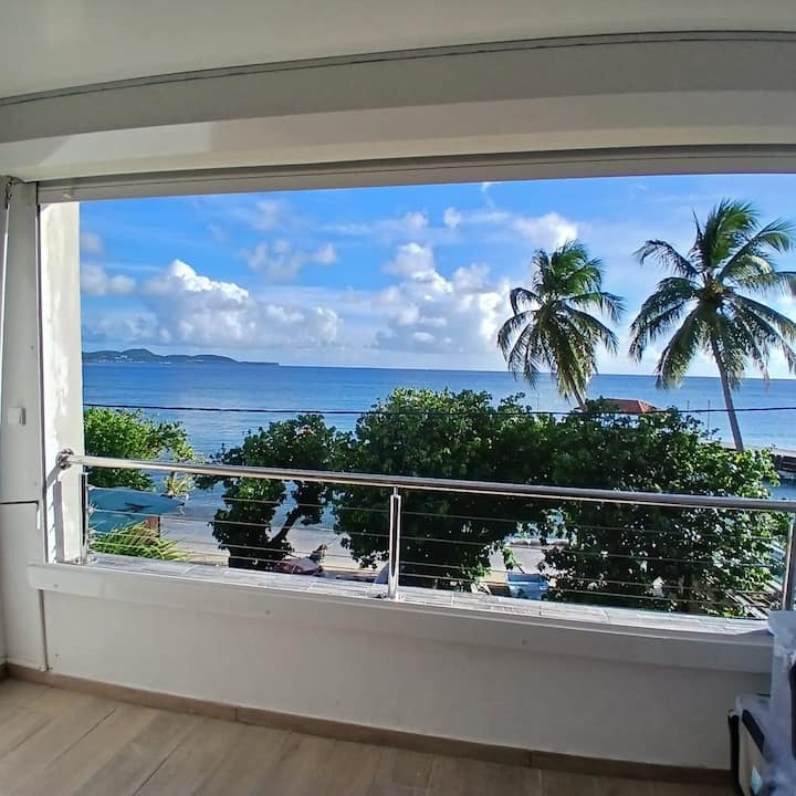 Appart'hotel Dlokoko Pied Dans L'eau "Le Quai" - Martinique