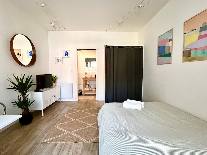 Studio Proche Bordeaux, Parking Gratuit - Gare de Bordeaux Saint-Jean