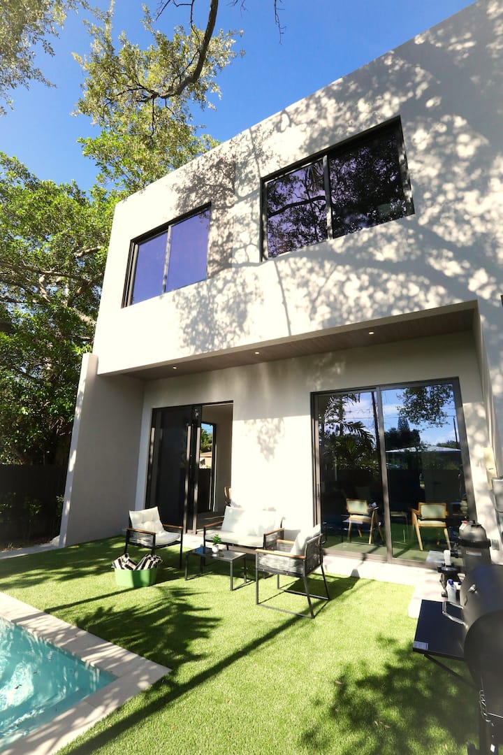 Magic City I | Private Pool | 4br Miami Home - Miami Shores, FL