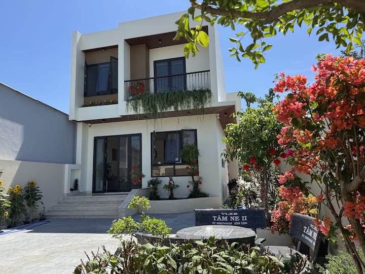 Cuchi Downtown - Disconnect To Reconnect - Ho Chi Minh City