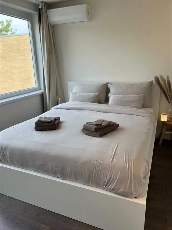 Stijlvol, Ruim En Ideaal Gelegen Woning! - Nijmegen