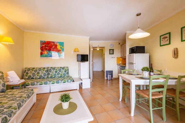 Vue Piscine&meraccès Plageparking - White House - Roquebrune-sur-Argens