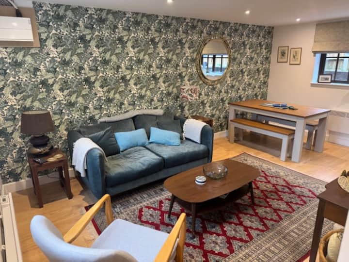 The Barn, Little Popes. - Lyndhurst, UK