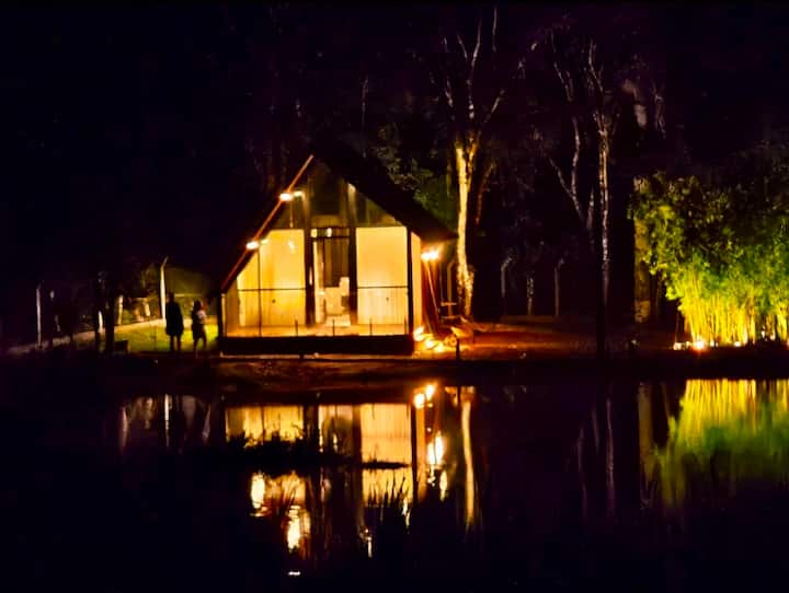 Chalé Das Luzes | Lago | Refúgio | Jacuzzi - Brasil
