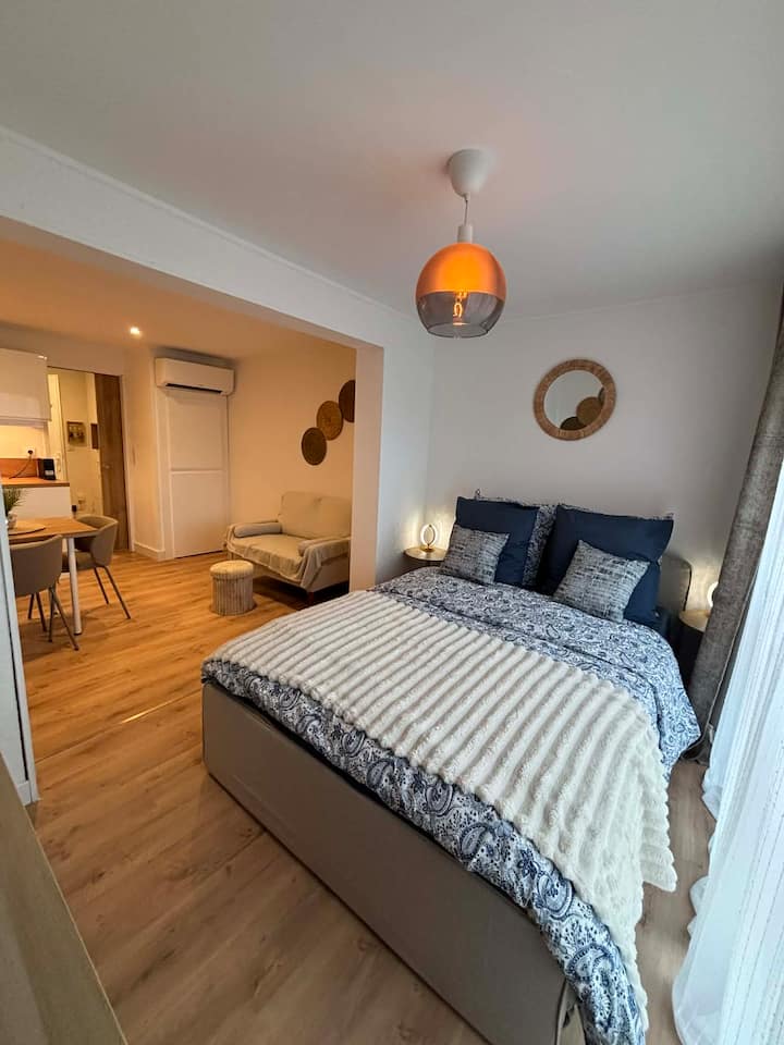 Studio En Résidence Avec Tennis Et Piscine L’été - Auribeau-sur-Siagne