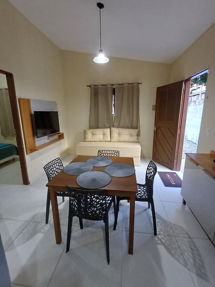 Casa Com 2 Quarto, Com Boa Localização. - Natal