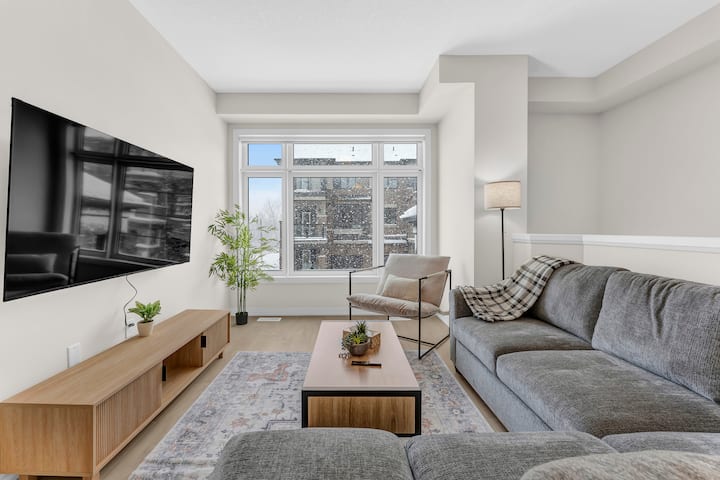 Awesome 3 Bedroom | All New | 2.5 Bath | Families - Brantford