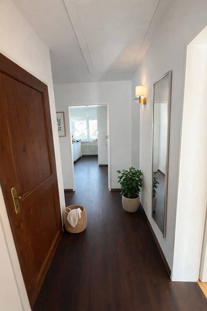 Helle & Geräumige Dachgeschosswohnung Mit Balkon - Schweich