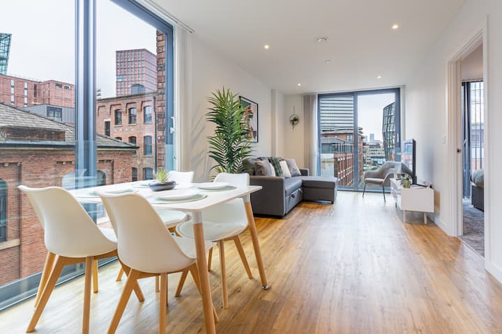 Manchester City Centre, Spacious Apartment - Manchester
