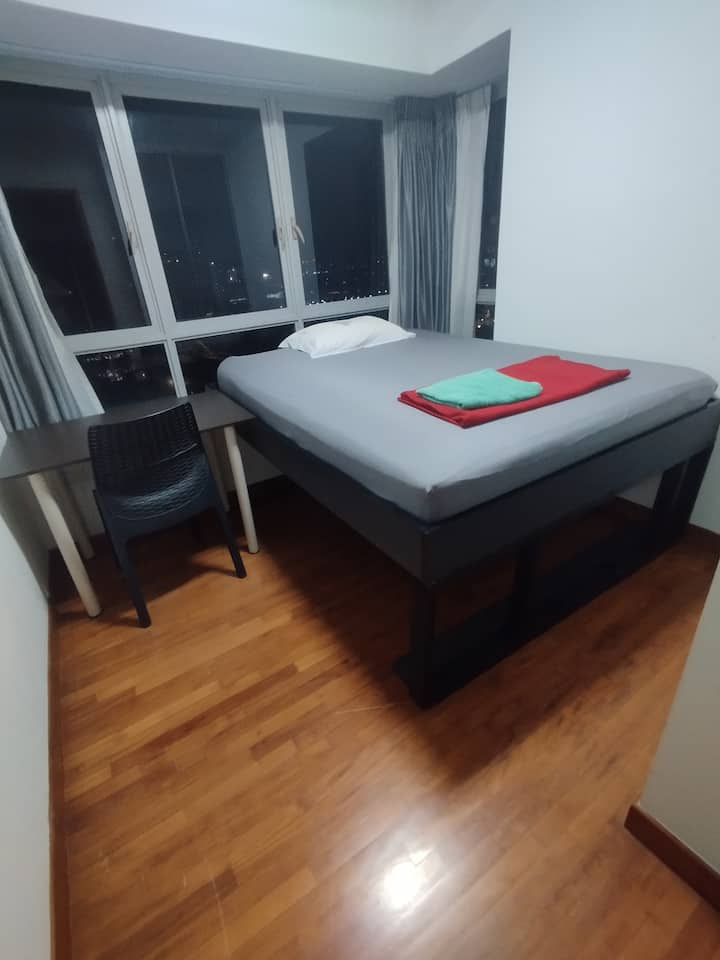 Near Paya Laber Mrt Condo Common Room - Singapore
