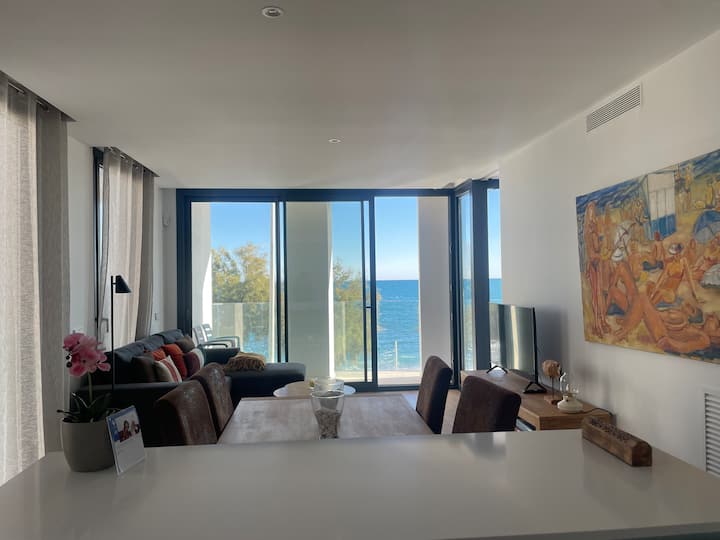 Apartamento Frente Al Mar En L'escala - L'Escala