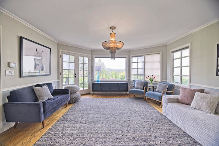 Salt Spring Heritage Home In Heart Of Ganges - Salt Spring Island