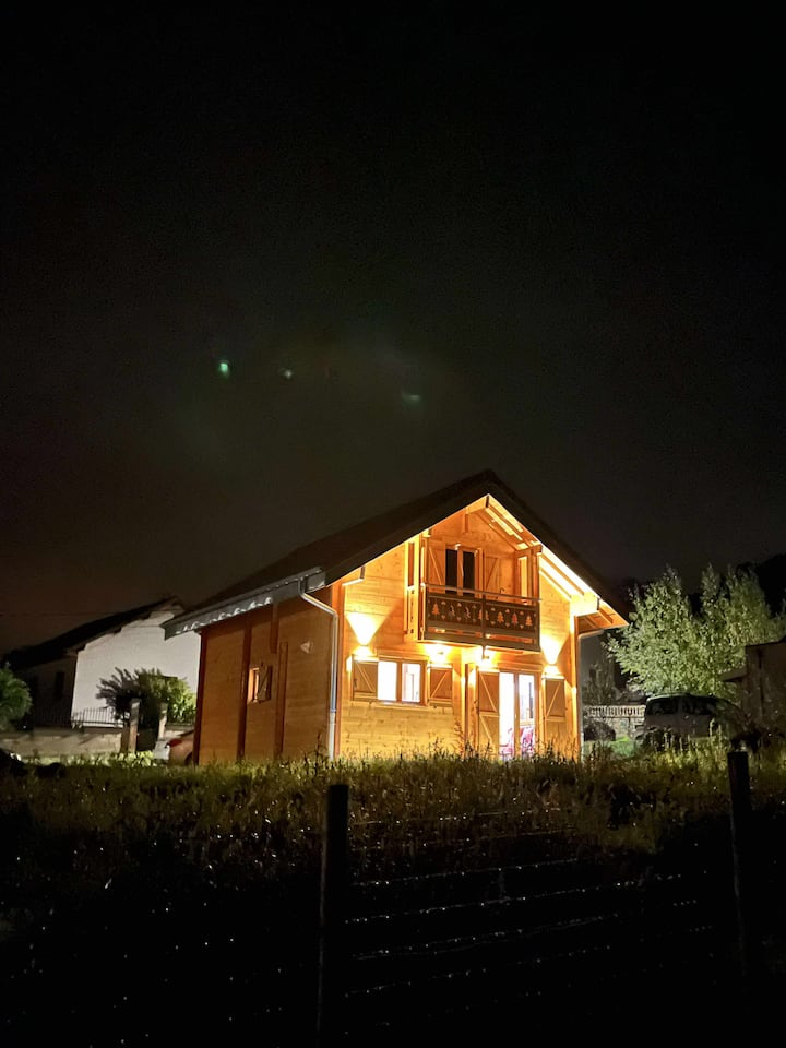 Chalet Tout En Bois Typique Jurassien - Arc-et-Senans