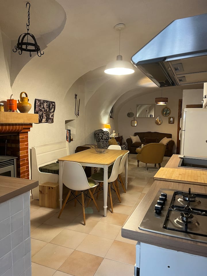 Petit Appartement Au Cœur Du Village De La Brigue - Tende