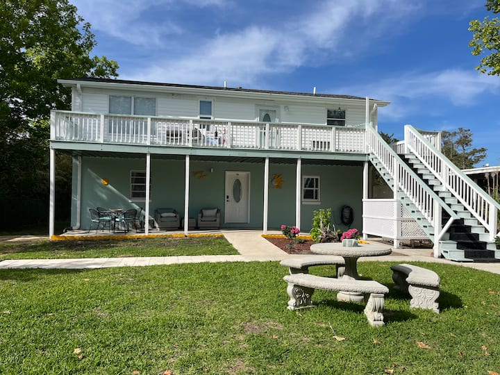 Sunny Home - Lower Level Duplex In Morehead City - Morehead City, NC