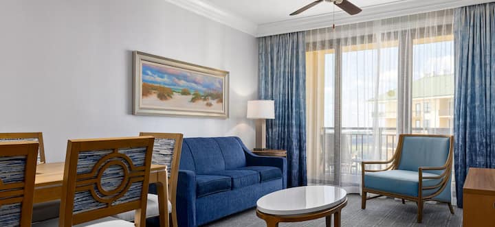 Grand 4 Br With Harbor Views At Emerald Grande - Destin, FL