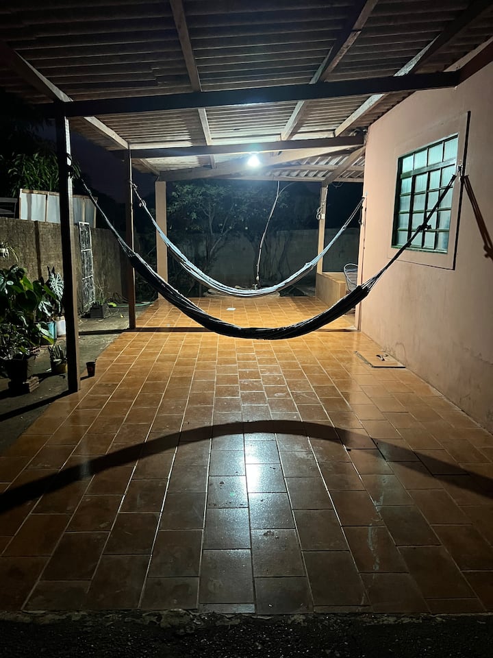 2 Quartos Sala Cozinha Banheiro E Garagem 2 Carro - Dourados